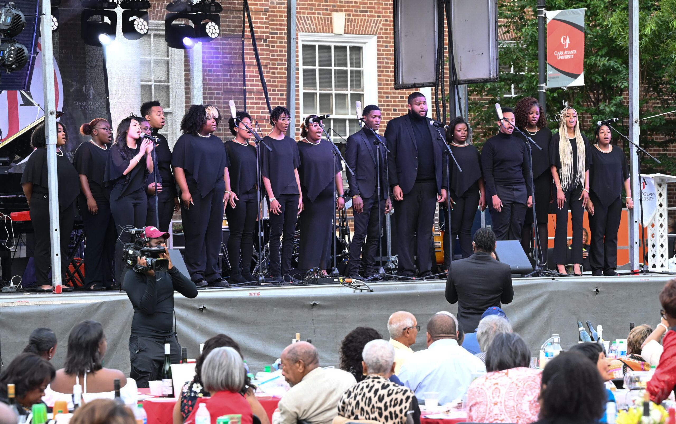 About Jazz Under The Stars | Clark Atlanta Guild